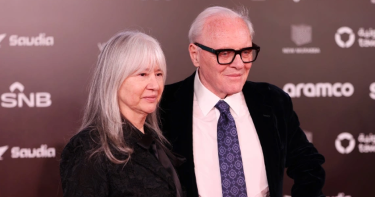 Anthony Hopkins' wife Stella claims the actor may have autism