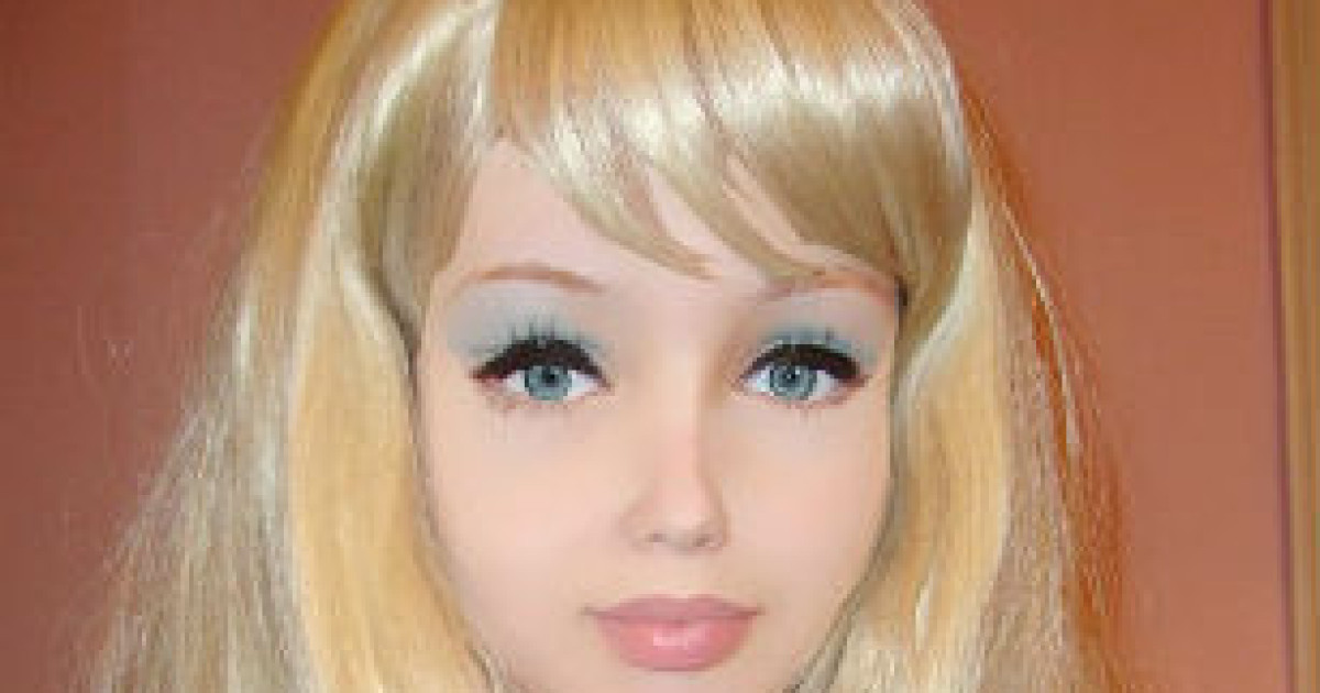 Ukrainian ‘Human Barbie’, 16, claims she had no surgery
